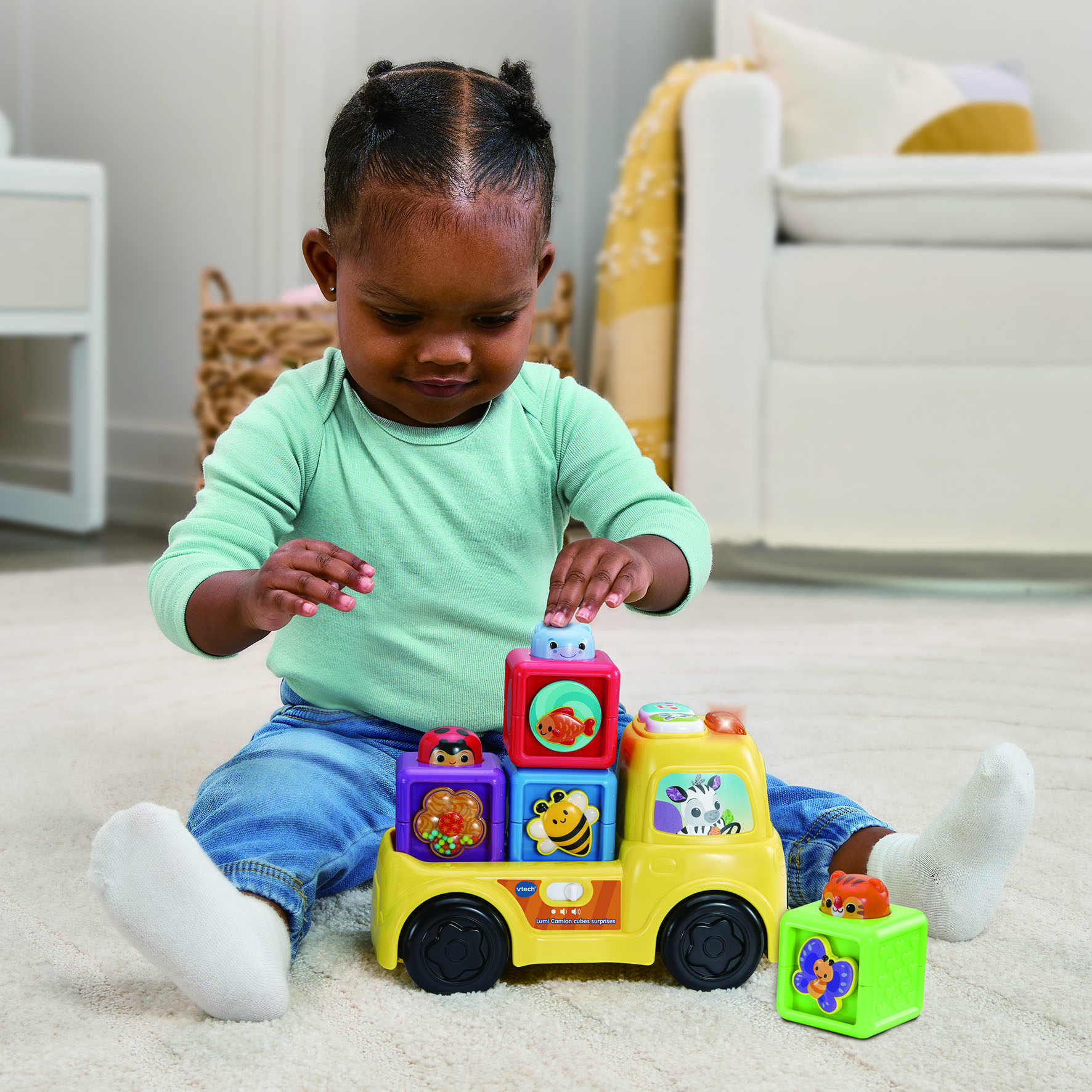 VTech Baby - Cubes à empiler - Lumi camion cubes surprises